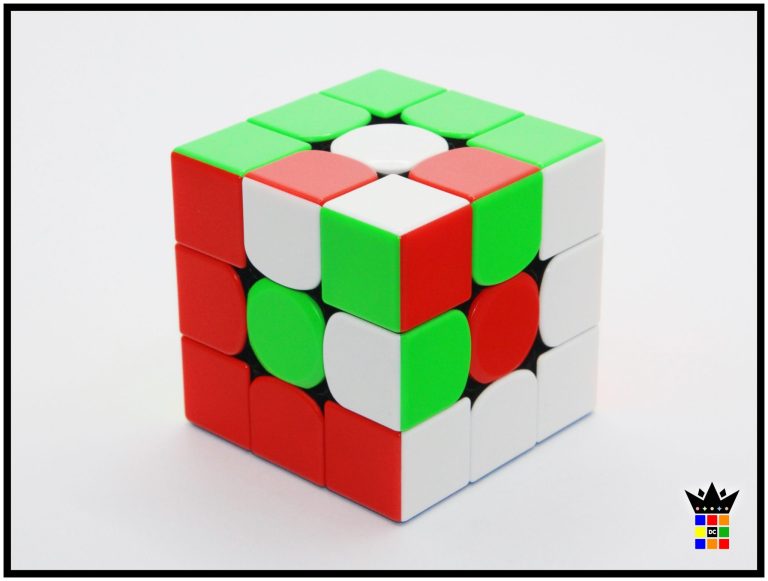 Solving a Rubik's Cube in 4 Moves: A Quick Guide